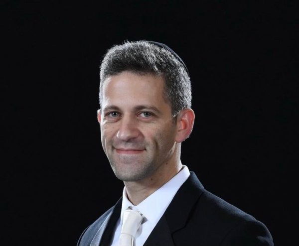 The Difference Teamwork Can Make - Lyfebulb